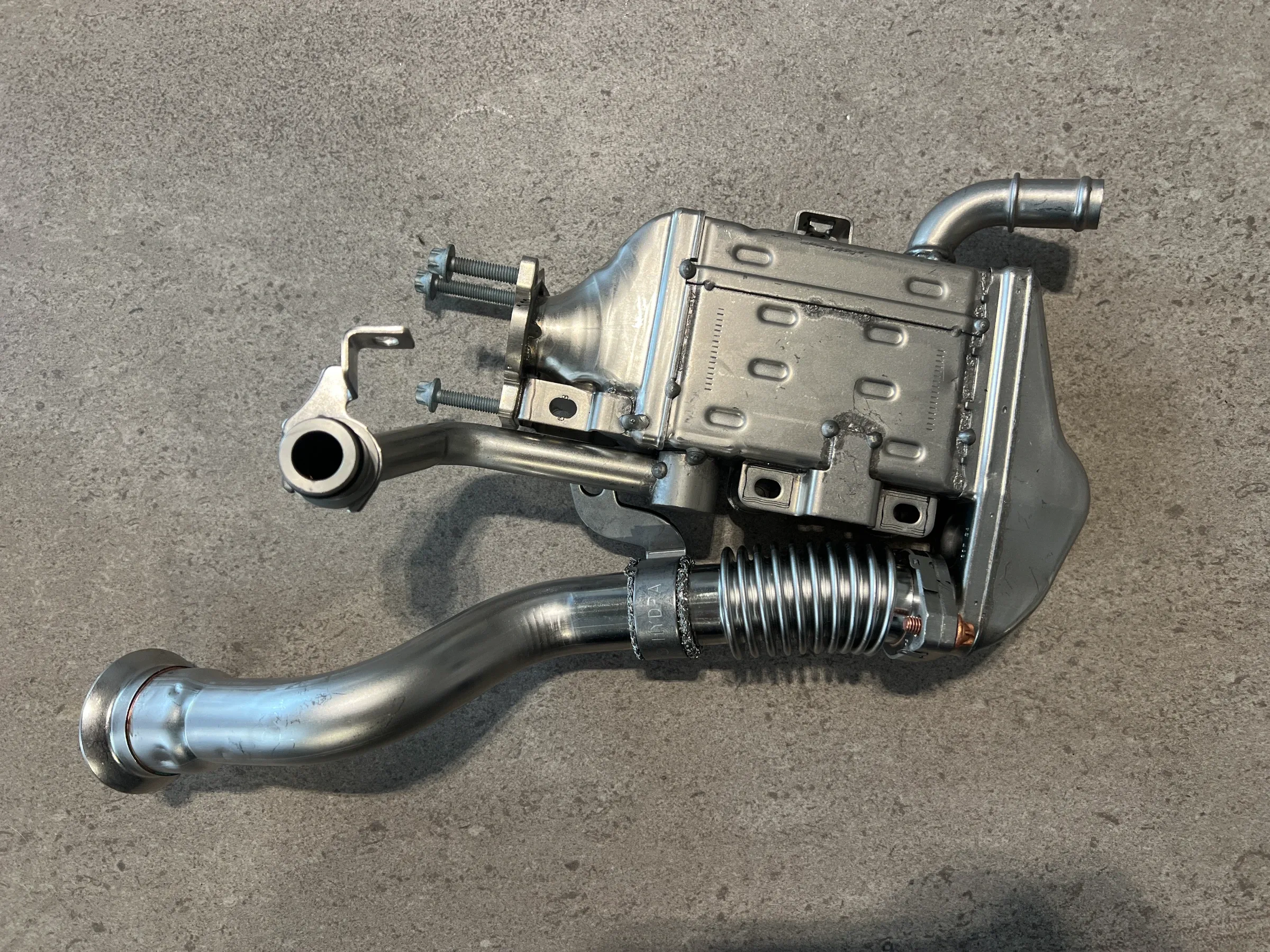 Mercedes Benz OM654 Abgasrückführkühler AGR Kühler A6541402801 ...