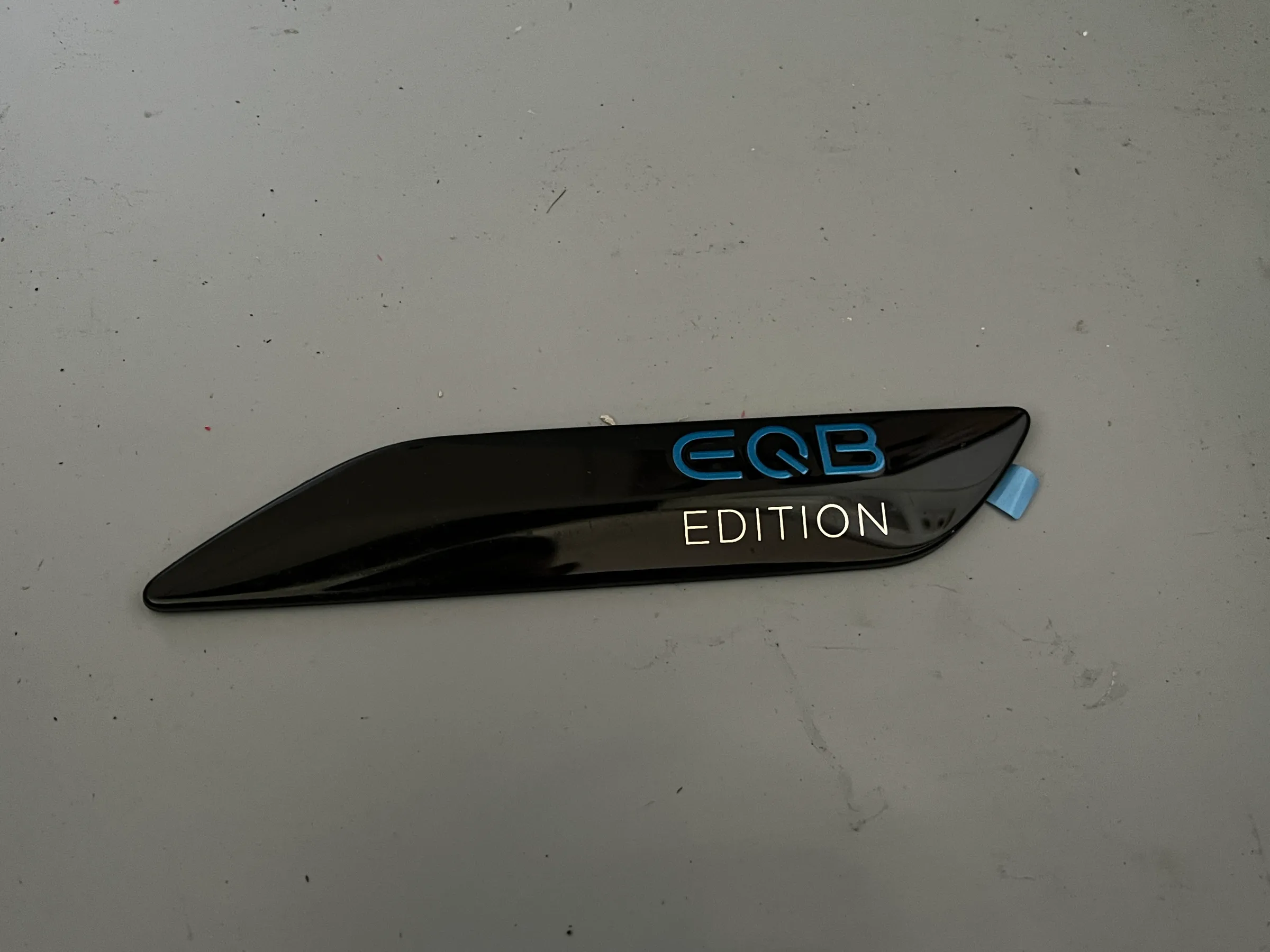 Original Mercedes-Benz EQB EDITION Emblem Schild NEU | Camp-Parts